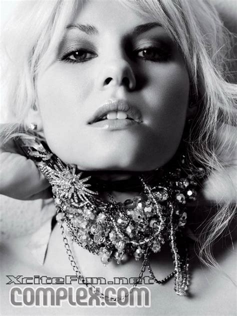 Hot Pictures And Wallpapers Elisha Cuthbert