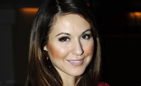 Zo Zag Tamara Elbaz Eruit Voor Plastische Chirurgie Flair