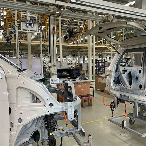 Manufacturing Kd Factory Car Trim Line Electric Vehicle Assembly Line