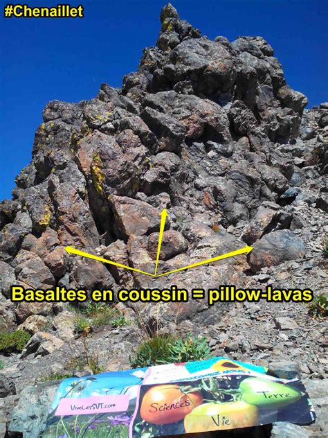 Basalte En Coussin Pillow Lavas Chenaillet Géologie Alpes Vive Les