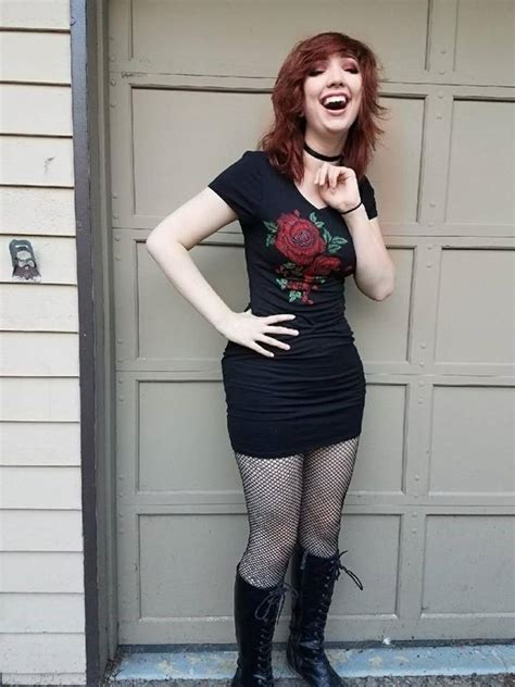 Felicia Wiesenthal Is Cool In Fishnet Stalkings Fota Nettt Cooll Hff Hot Facial Expression Pic