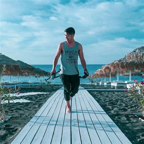 Agikgqnki9bcl0zehofchg98u3gcv9qyrxnqydprqoklcpw S900 C K C0x00ffffff No Rj