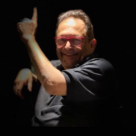 Industry Leaders Pay Rich Tributes To Pradeep Guha