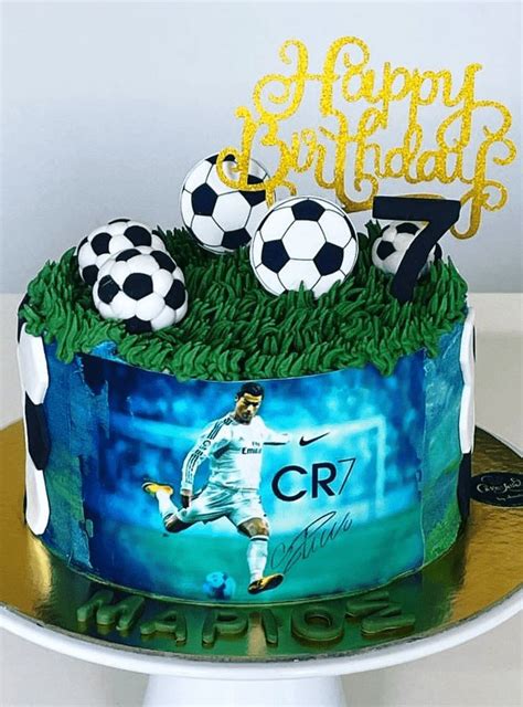 Cristiano Ronaldo Birthday Cake Ideas Images Pictures Ronaldo Cakes