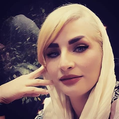 Nika 1505 Nika 1505 2 • Threads Say More