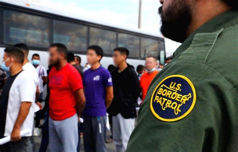 Indians Form 3rd Largest Illegal Immigrant Population In Us Pew