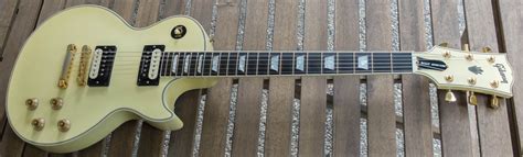 Billy Morrisson Signature Les Paul Cream Gibson Audiofanzine
