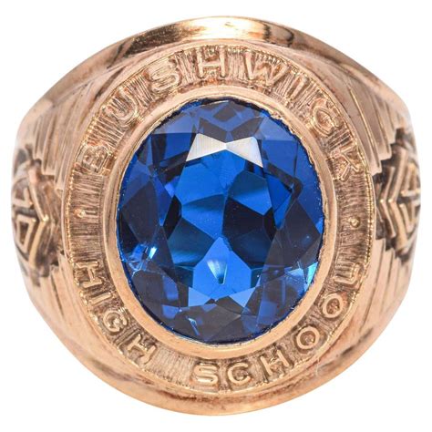 Vintage Class Rings 21 For Sale On 1stdibs Vintage Class Rings For Sale Used Class Rings