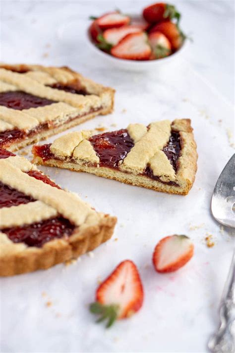 Crostata Italian Jam Tart Just Like Nonna S Pina Bresciani