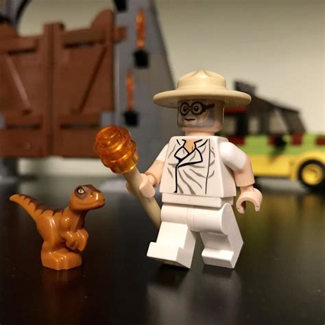 126 Best John Hammond Images On Pholder Jurassicworldevo Jurassic