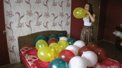 Selena Bite Pop Wonderloons Clips4sale