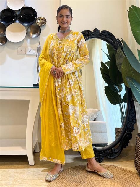 Sunshine Alia Set Thejaipurloom