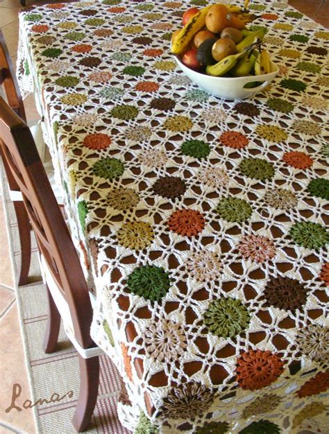 Autumn Dots Tablecloth Free Crochet Pattern Modern Crochet