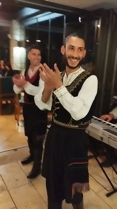 היער הסודי טברנה יוונית Youtube