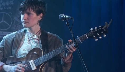 Big Thief Announce New Tour Dates And Performed Shoulders” On Jimmy