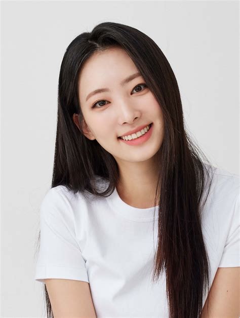 Ji Woo