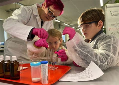 Miks Kandideerida Aasta Kooli Tiitlile Metsküla Algkool Ja Läänemaa ühisgümnaasium Jagavad