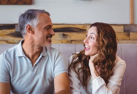 Why Date Older Men Salqui