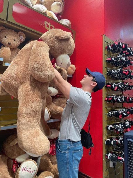 Who Is Wonho Dating Wonho Girlfriend Wife