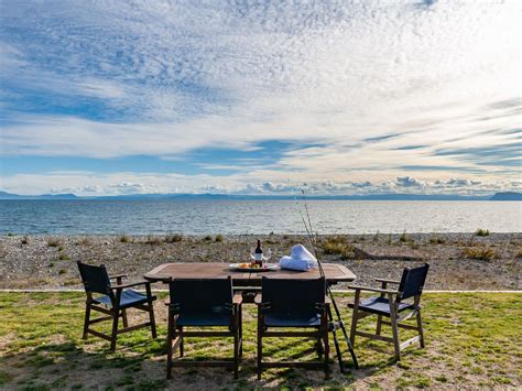Waitahanui Lakefront Escape Waitahanui Home Lake Taupo