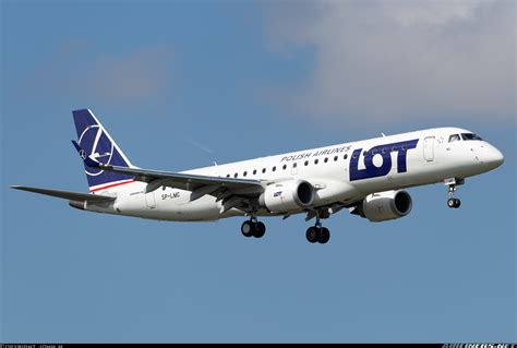 Embraer 190std Erj 190 100std Lot Polish Airlines Polskie Linie