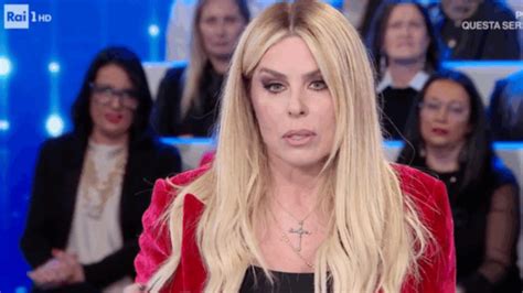 Paura Per Loredana Lecciso Ha Avuto Un Malore Cosè Successo Come Sta Oggi Lanostratv