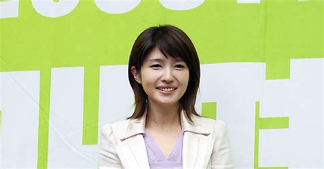 포토엔 화사한 봄처녀 김경란 아나운서