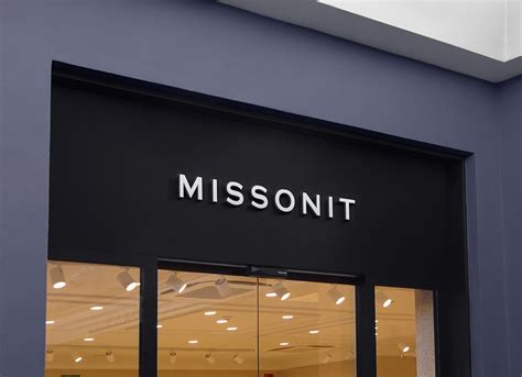 Free Modern Facade Shop Logo Mockup Psd Good Mockups