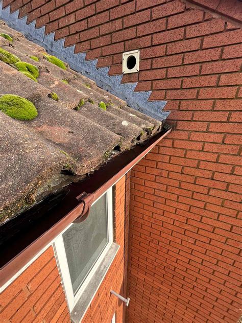 Gutter Cleaning In Cheltenham Goclear