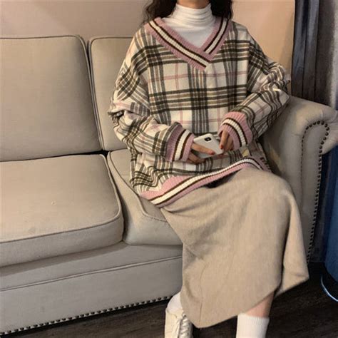 Classic V Neck Plaid Knitted Loose Sweater Nada Outfit Land