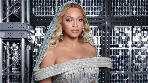 Beyonce Releases Two New Songs At Super Bowl Announces New Album Act Ii Hollywood News India Tv