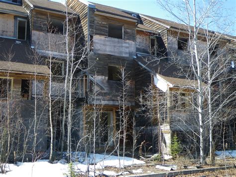 Uranium City Airport