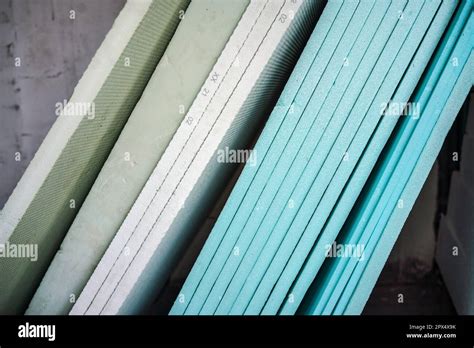 Panneaux Isolants En Mousse De Polystyrène Prêts à être Installés Lors