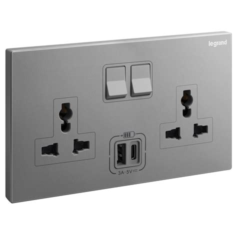 Galion 2 Gangs Multistandard Switched Socket Outlet With 3a Type A