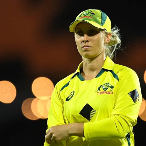 Ash Gardner On Concussion The World Cup Defence And Leadership Abc Listen