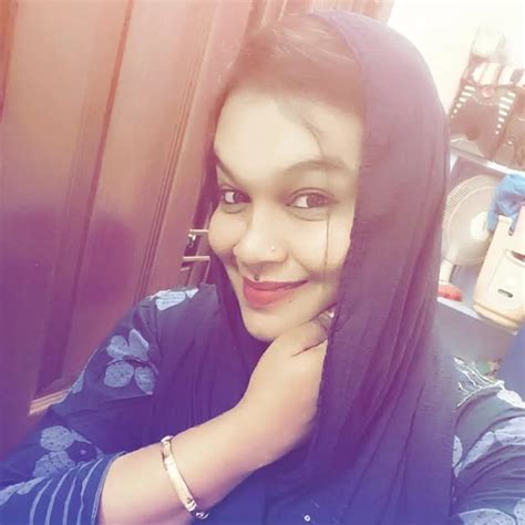 ‎نجیم‎ Najeema374 • Threads Say More