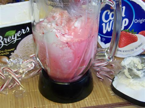 Kitchen Simmer Candy Cane Milkshake Kitchen Simmer Candy Cane Milkshake