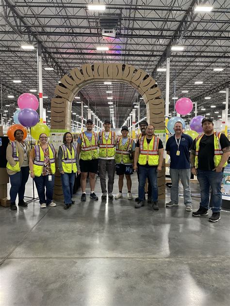 Amazon Sck8 Operations Alan Le