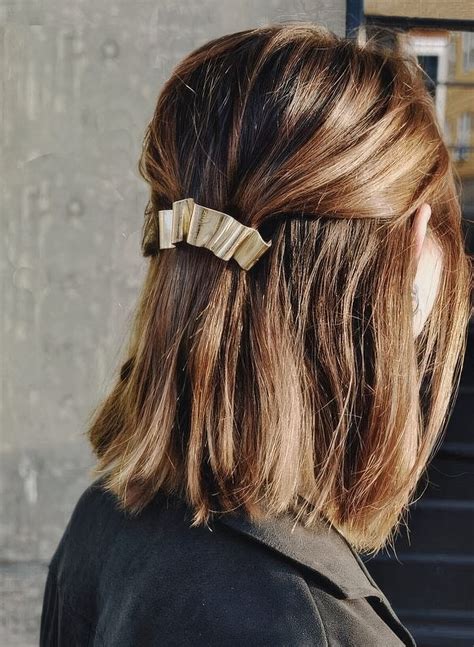 63 Medium Half Updos For Any Occasion Styleoholic