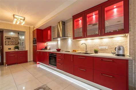 19 Stylish Red Kitchen Ideas To Transform Your Space