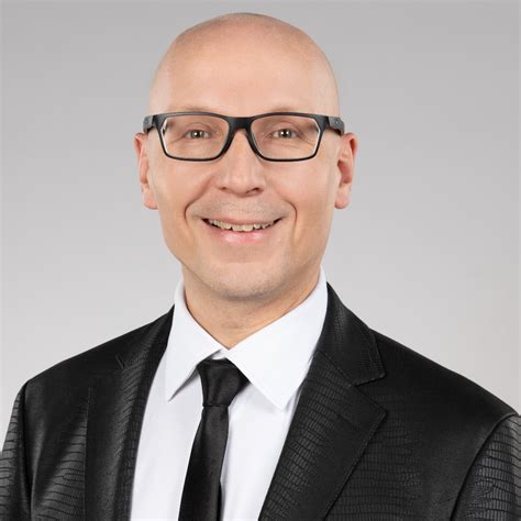 Marco Skulschus Senior Berater Comelio Gmbh Xing