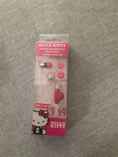 Hello Kitty Earbuds
