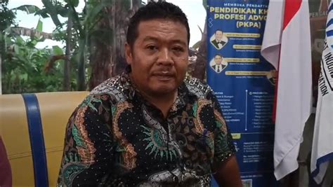 Puluhan Sopir Angkutan Kebumen Datangi Gedung Putih Tower Lamar Dr