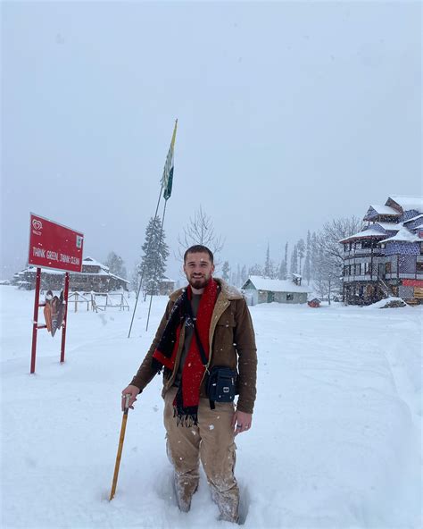 Muhammad Wasif Khan 22 Grade Lofar De Kana Instagram