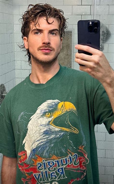 Pin By Sarah Leavy On Joey And Daniel Joey Graceffa Escape The Night