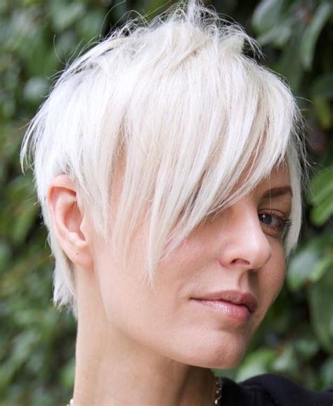 35 Stylish Pixie Haircuts For Fine Hair