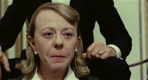 Fantozzi1975italianac3subitaengblurayhevc1080px265jeddak