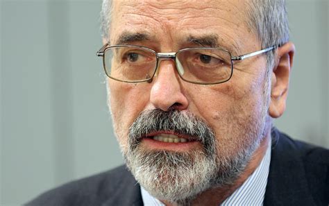 Direktor Slovenske Tiskovne Agencije Predčasno Odstopil Kaj Je Razlog Metropolitan Si