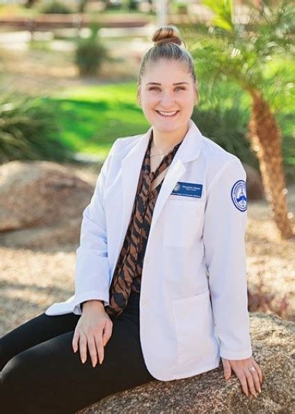 Student Spotlight Alexandra Sween Midwestern University