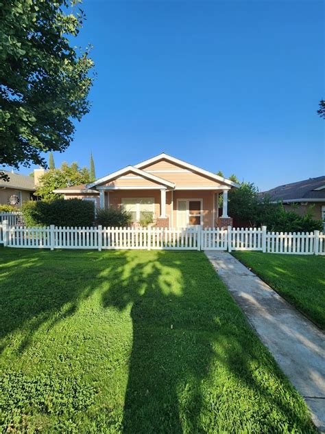 425 Valley View Dr Oakdale Ca 95361 See Est Value Schools And More